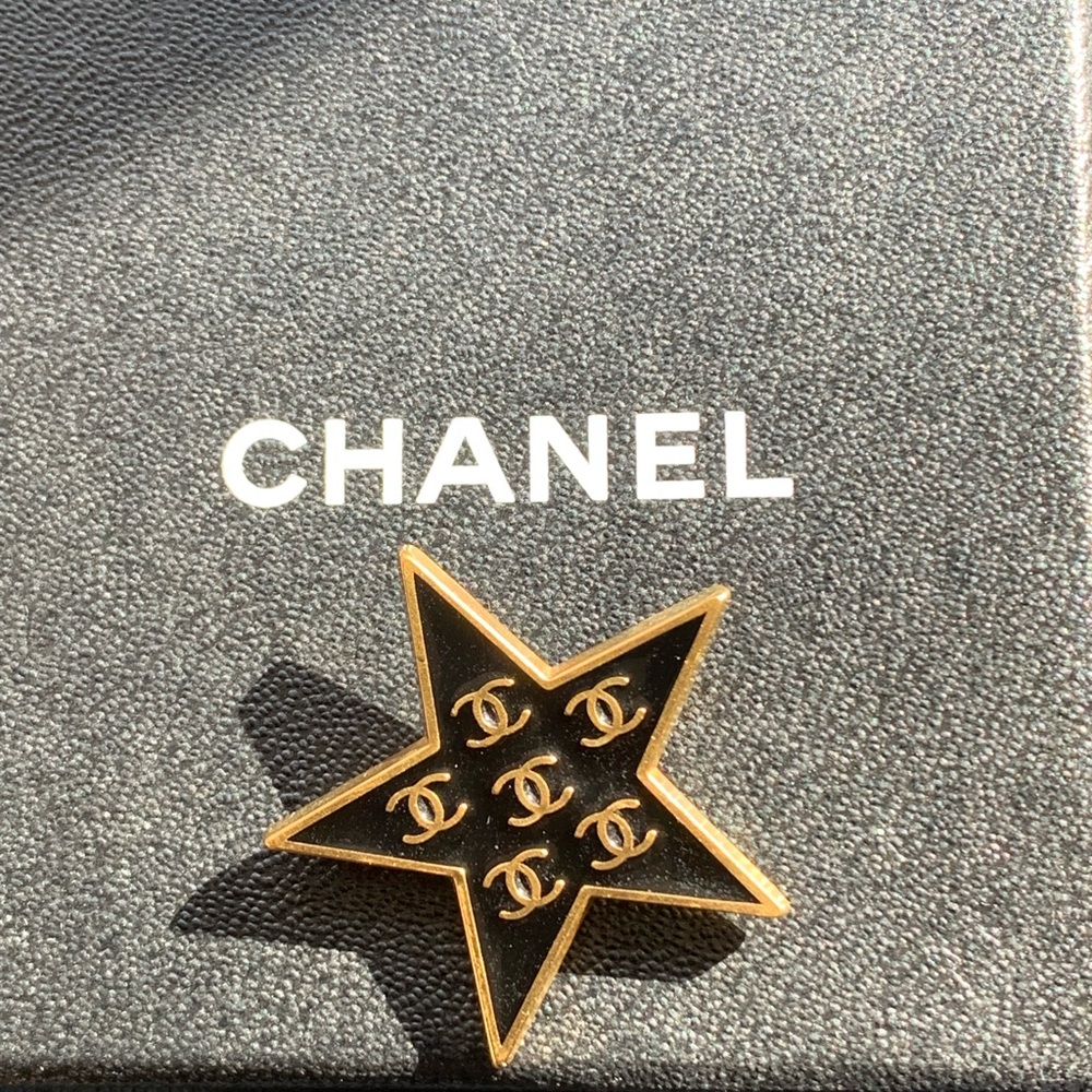 Vintage Chanel Gold And Black Six Star Rare Pin Brooc… - Gem